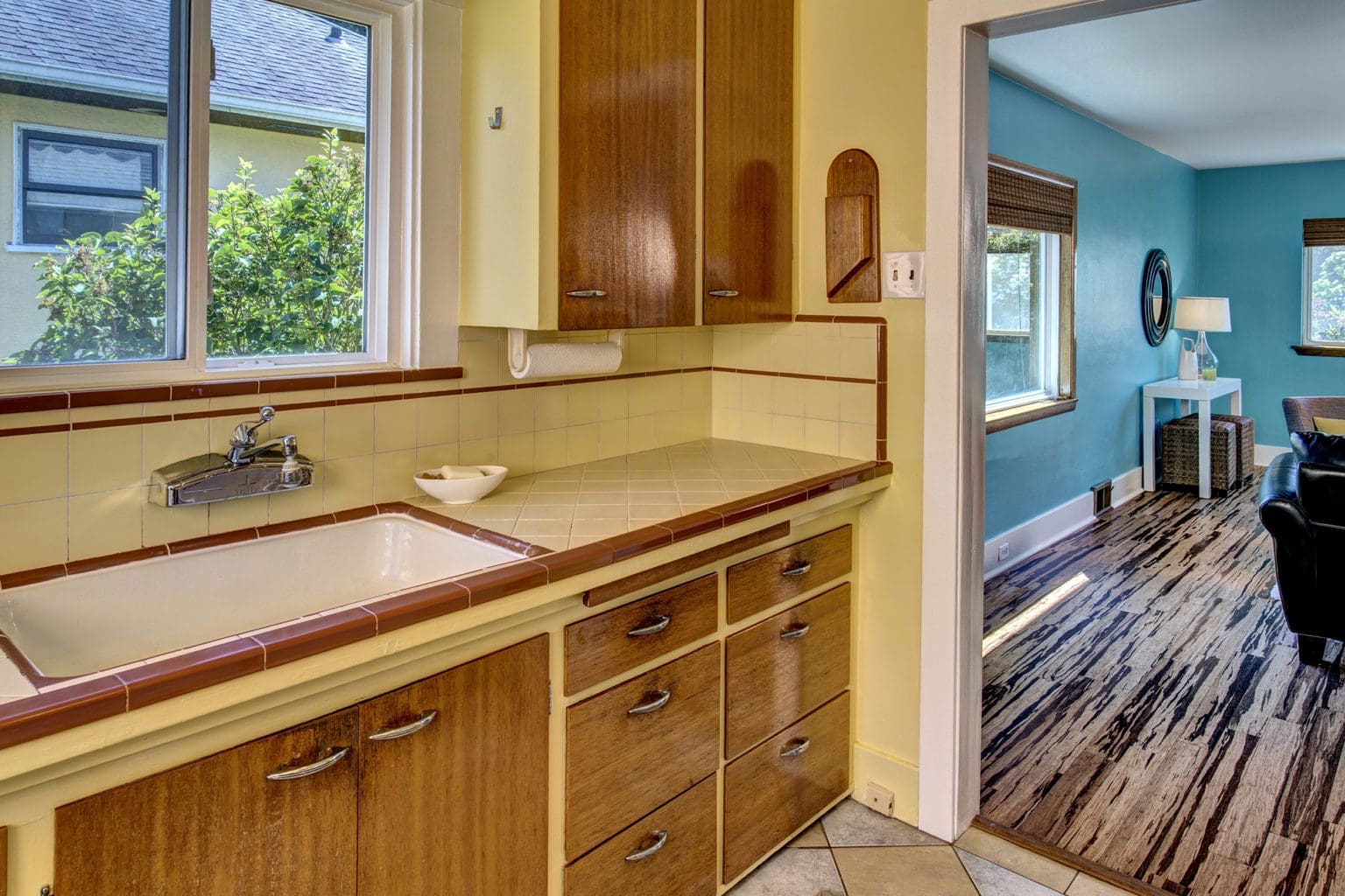 Divas Announce | Delightful West Seattle Bungalow