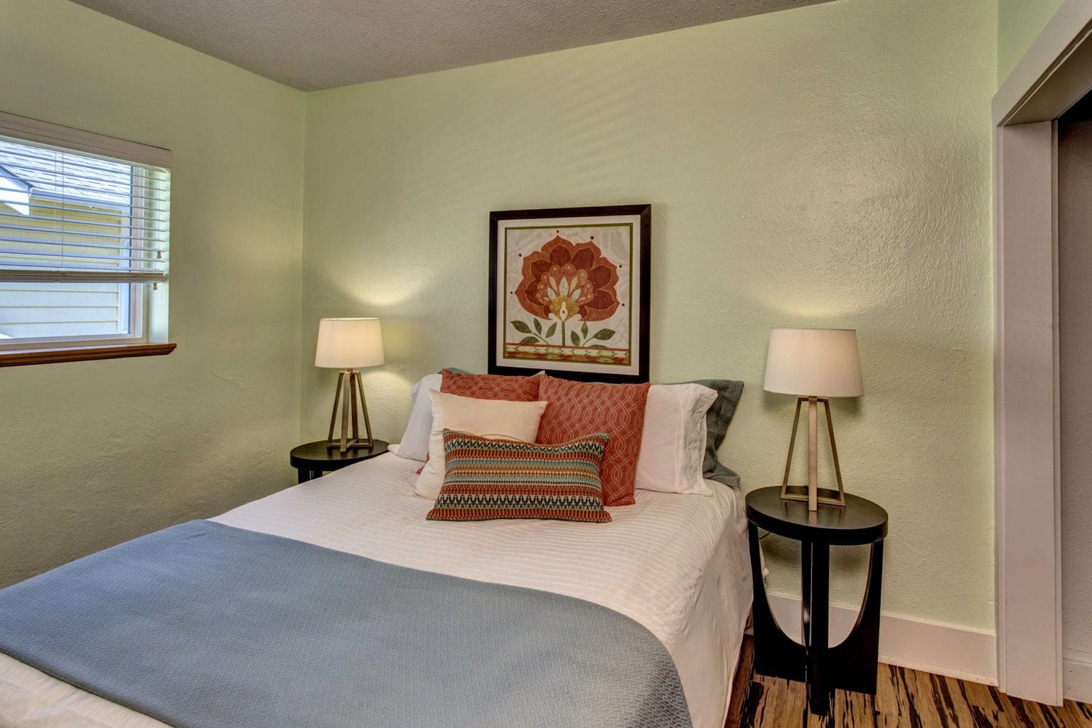 Divas Announce | Delightful West Seattle Bungalow